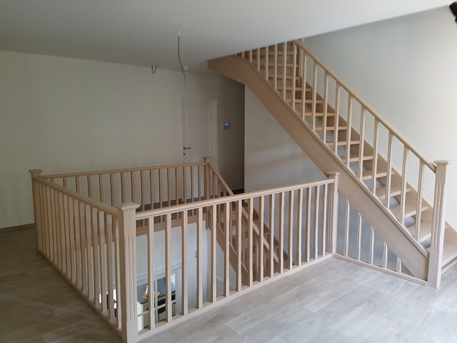 Houten trappen, helemaal op maat | Schrijnwerkerij Ronny Wens